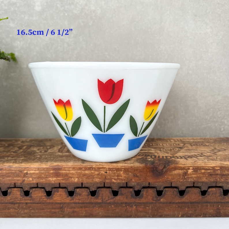 Fire King Tulip Nesting Mixing Bowl Set, Vintage Anchor Hocking Splash ...
