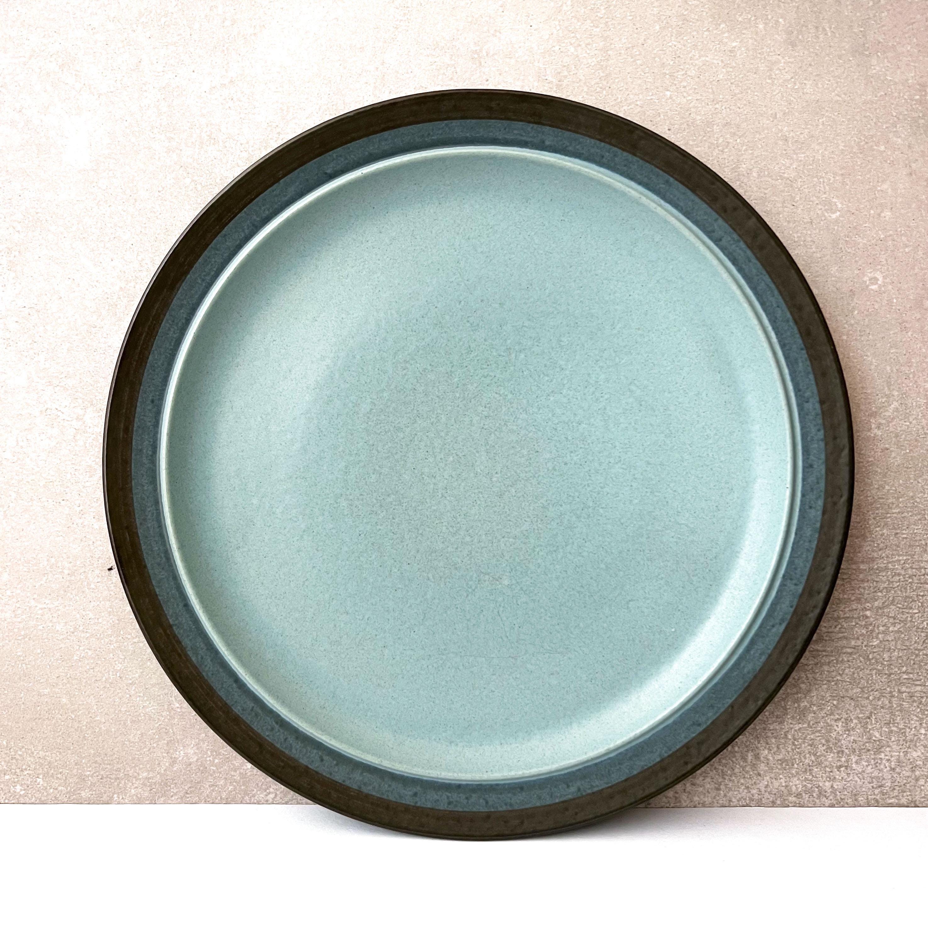 Kasuga Arrow Stone Dinner Plate, Navajo Blue, Kasuga Showa Plater, Mid ...