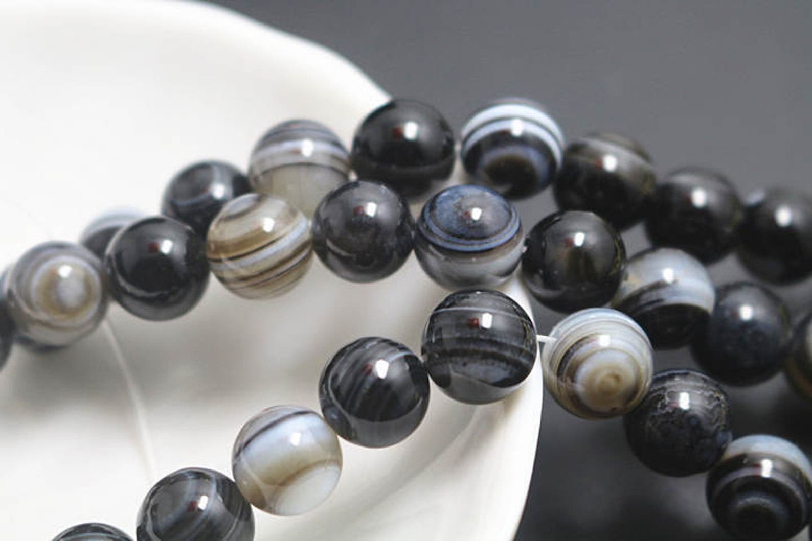 Black Eyes Agate Round Beads 15'' One Strand 6 Mm - Etsy