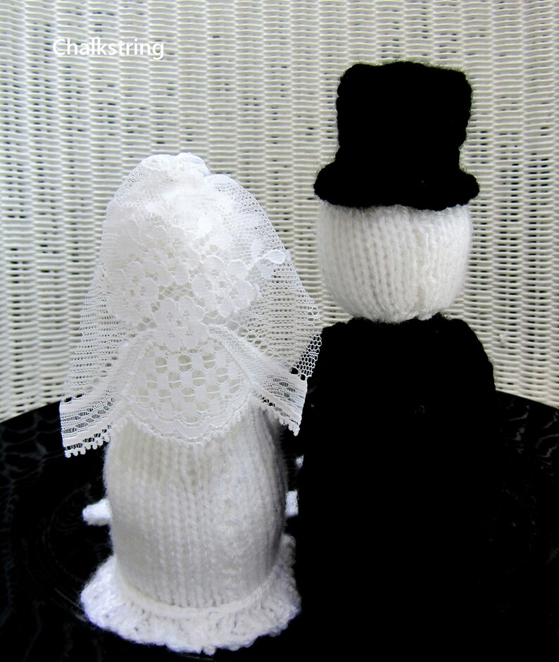 Hand Knitted Skeleton Bride and Groom. Bridal Skeletons. - Etsy