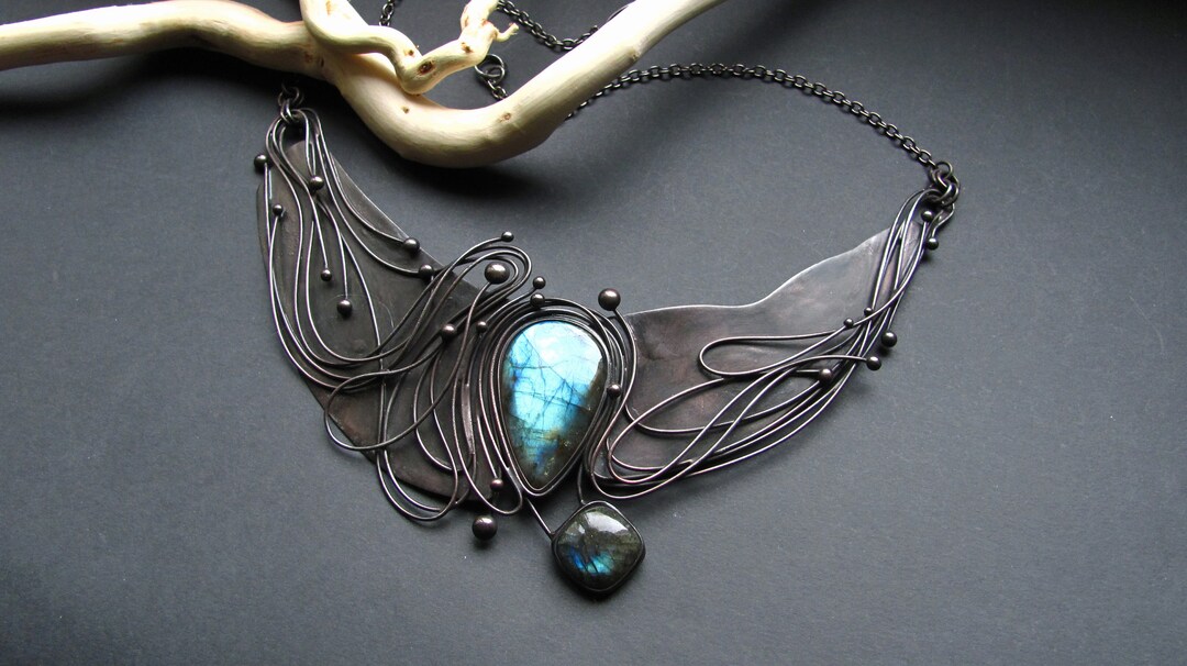 Blue Labradorite Necklace in Tiffany Technique. Amazing Tinning and ...