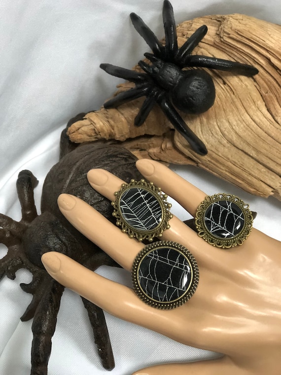 Spider Web Rings - CreativeCinderella