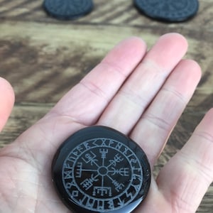 Wayfinder, Vegvisir, the Symbol of Guidance and Protection the Viking ...