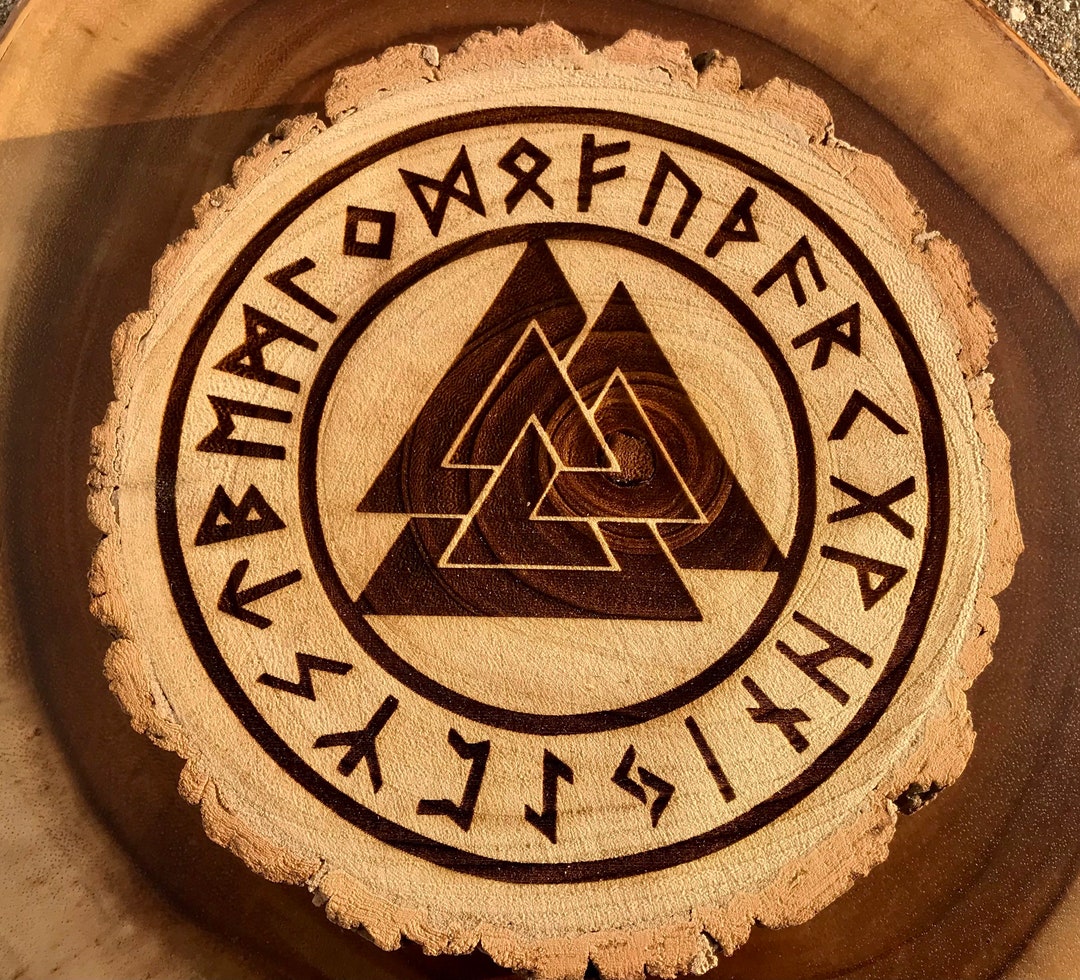Viking Valknut Engraved Onto a Log Slice - Etsy
