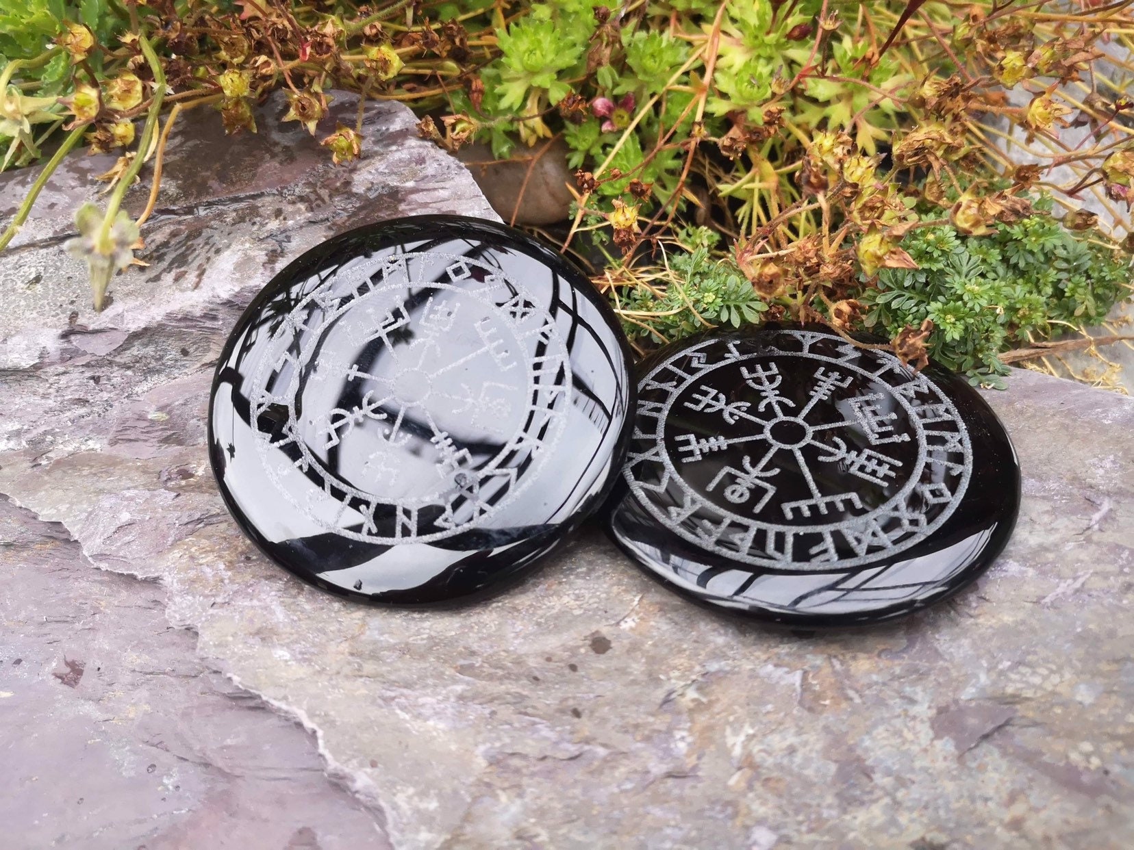 Large Wayfinder Vegvisir Symbol of Guidance and Protection - Etsy