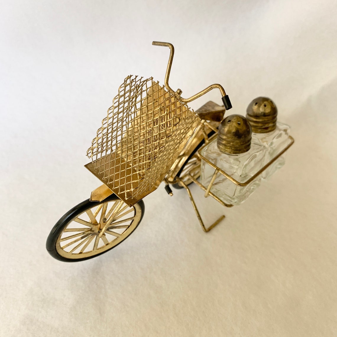 Bicycle Salt and Pepper Shakers Bicycle Gift Vintage - Etsy