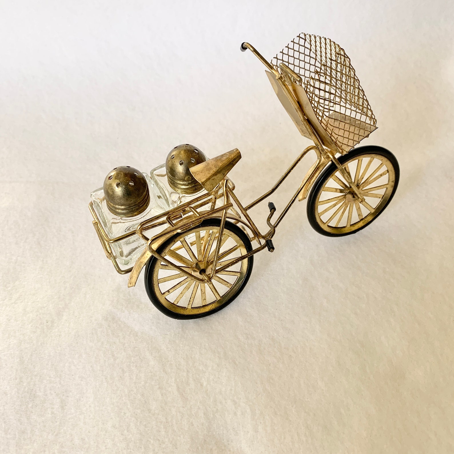 Bicycle Salt and Pepper Shakers Bicycle Gift Vintage - Etsy