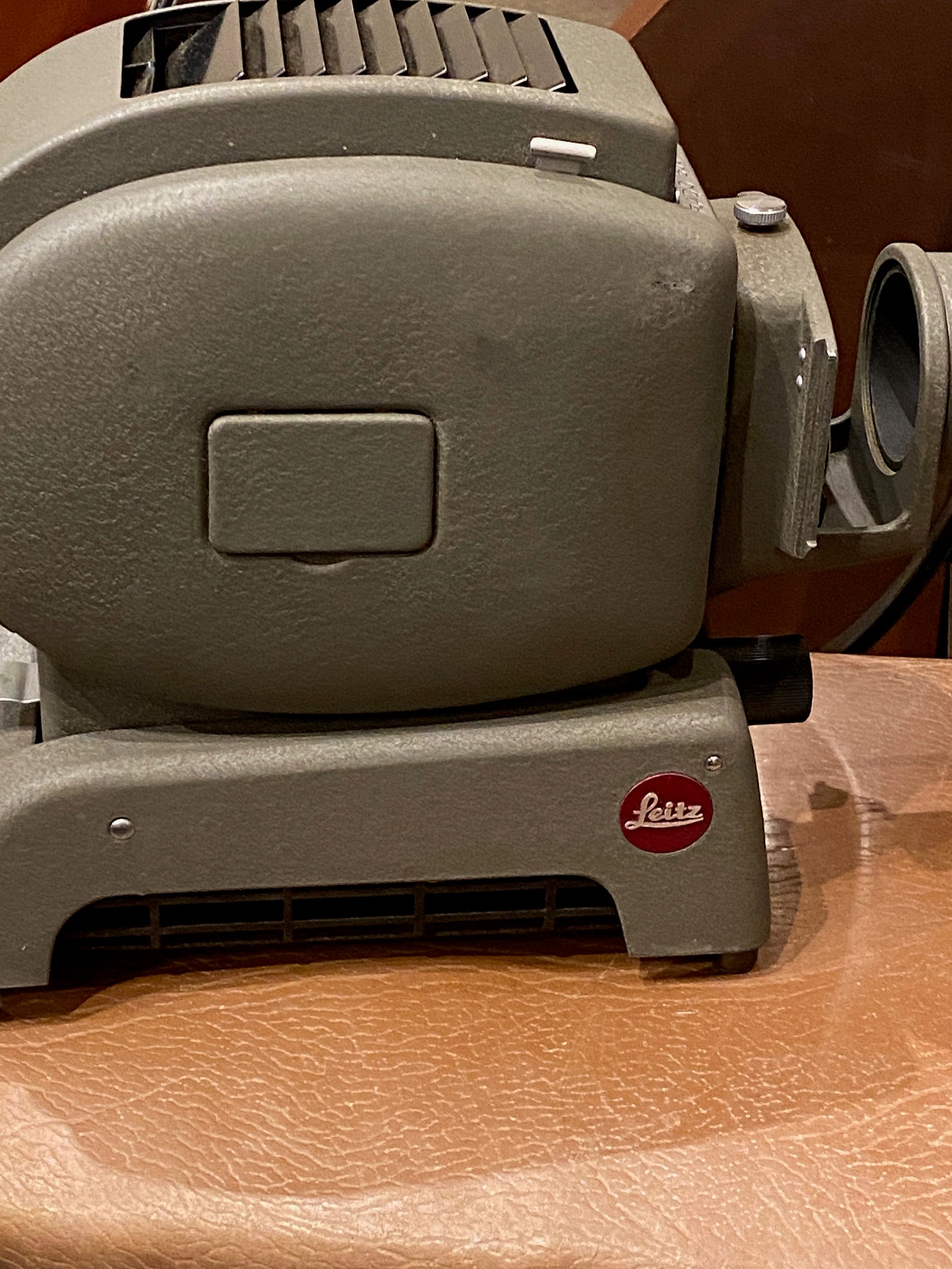 Vintage Leitz Prado 500 Slide Projector. Germany 1950's. | Etsy