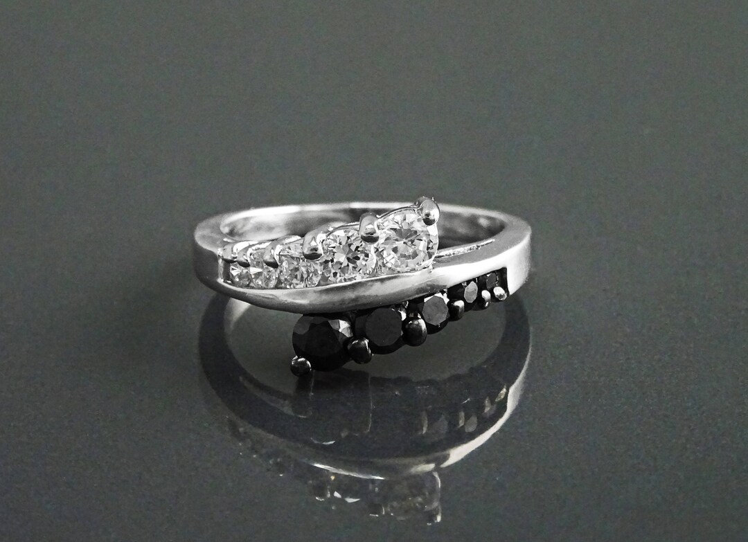 Crossing Ring, Sterling Silver, Black and White (CZ) Stones Ring, Color ...
