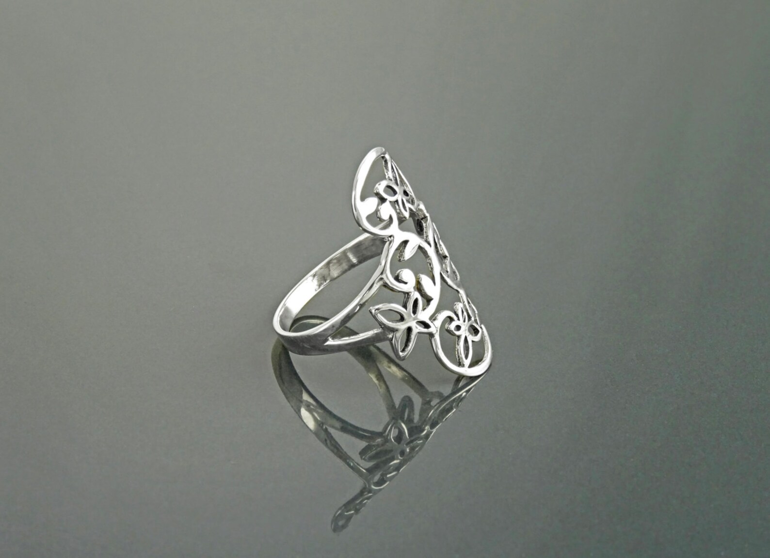 Butterfly Ring, Sterling Silver, Dainty Flying Butterflies Ring ...