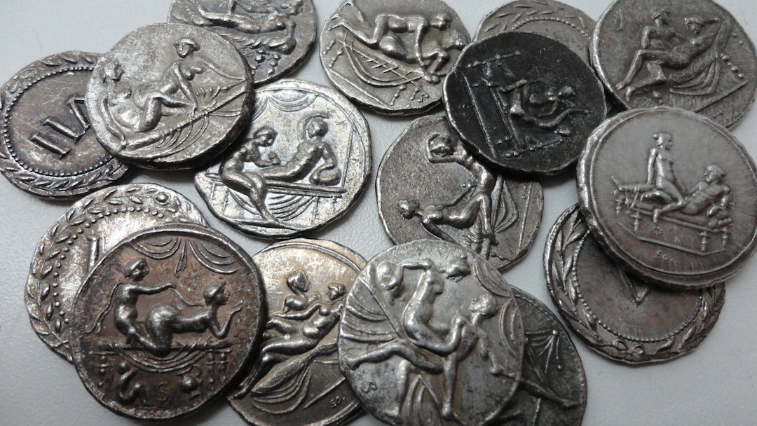 Lot of 16 Tokens Italy Rome Roma Tiberius Roman Erotic Scene Spintriae ...