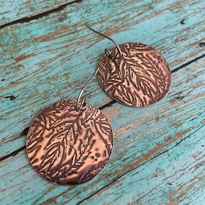 Copper Feather Disk Earrings|rustic Round Hammered Copper Earrings ...