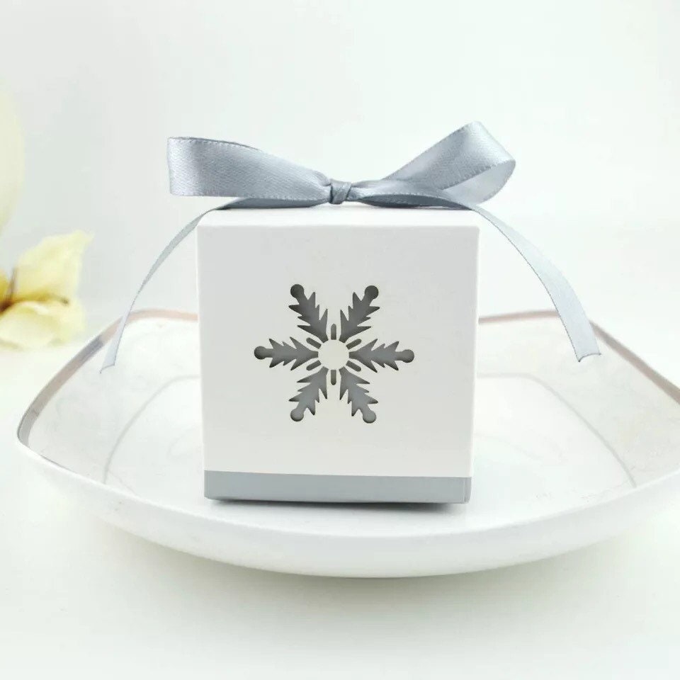 100 Silver Grey Snowflake Favor Boxes Winter Wedding - Etsy