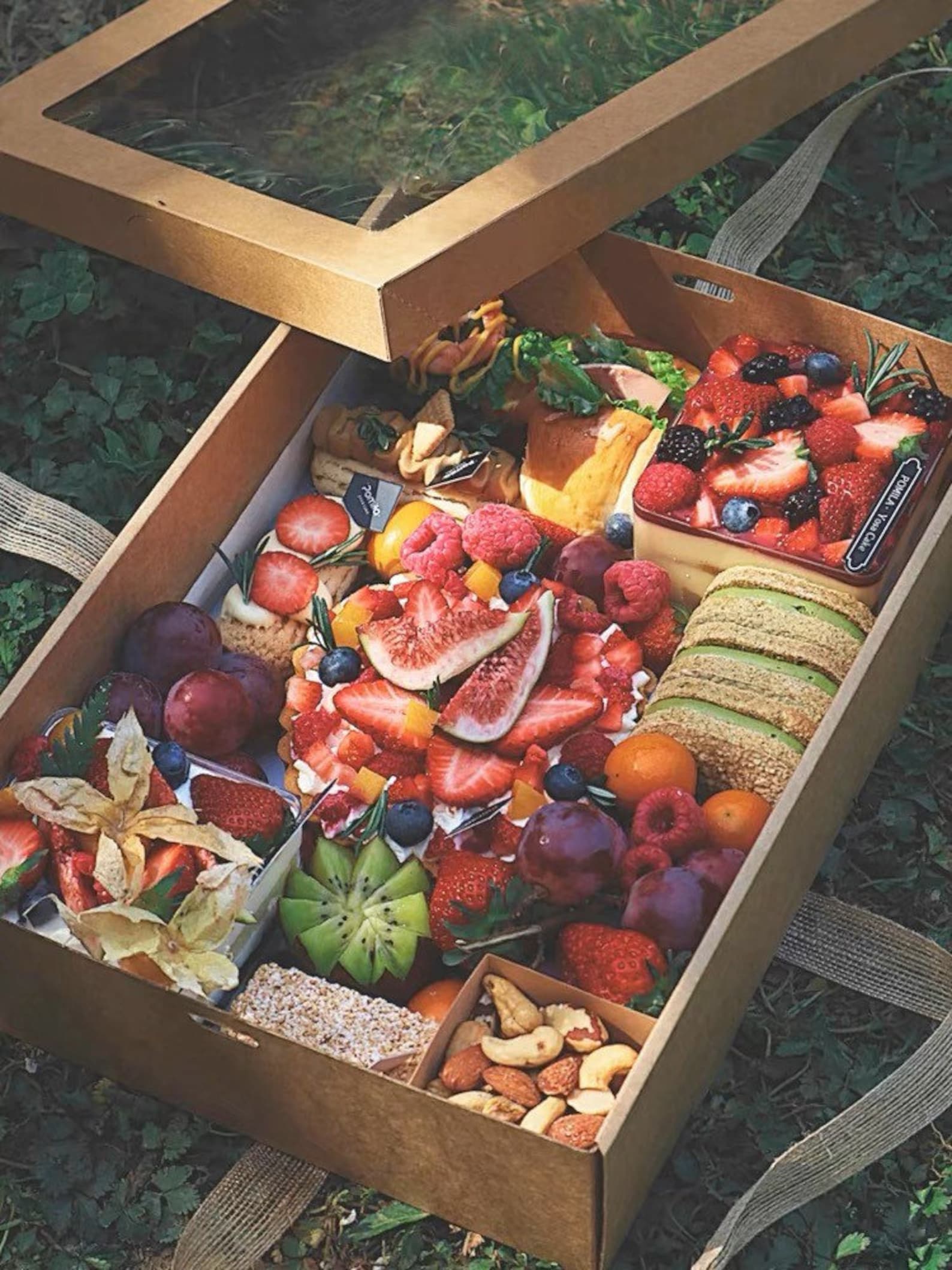 25pcs Kraft Cardboard Picnic Container Box, Disposable Party Catering ...