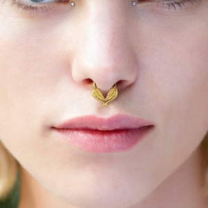 Gold Feather Septum Ring, Septum Piercing, Boho Septum Clicker, Septum ...