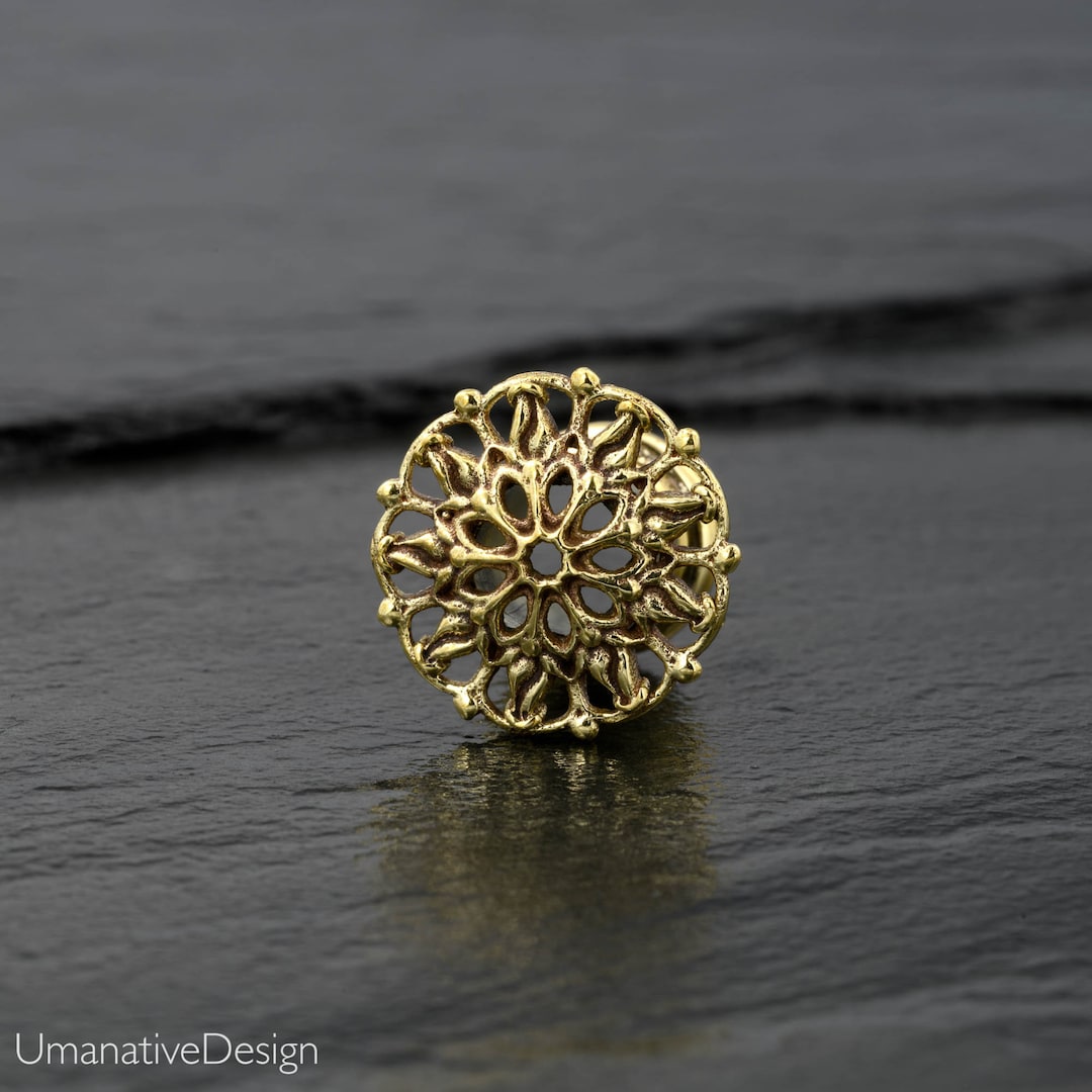 0g Gauges, Ear Tunnels, 8mm Tunnel Plugs, Flower Gauges, Gold Gauges ...