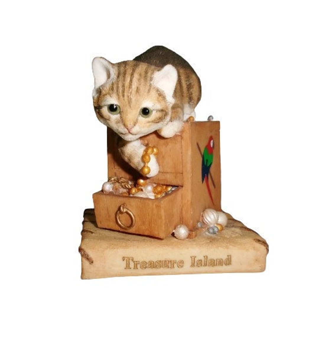 TREASURE ISLAND CAT Figurine by Country Artists, Superb Tabby Cat on ...
