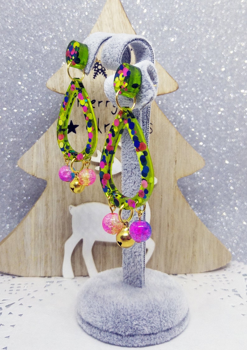 Green Crystal Resin Christmas Earrings With Rainbow Glitters - Etsy