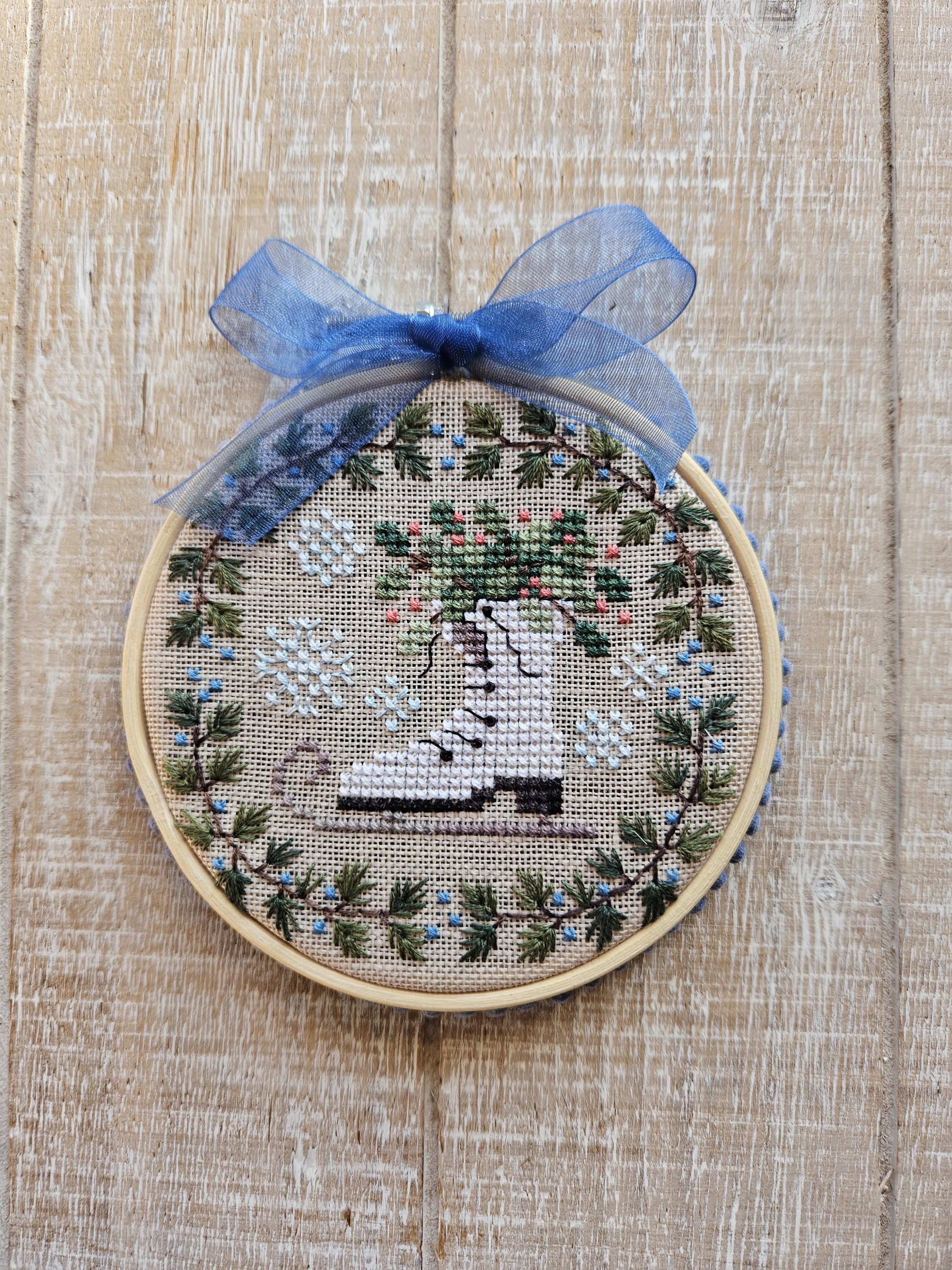 WINTER Mini Rounds; Digital Cross Stitch Pattern by Waxing Moon Designs ...