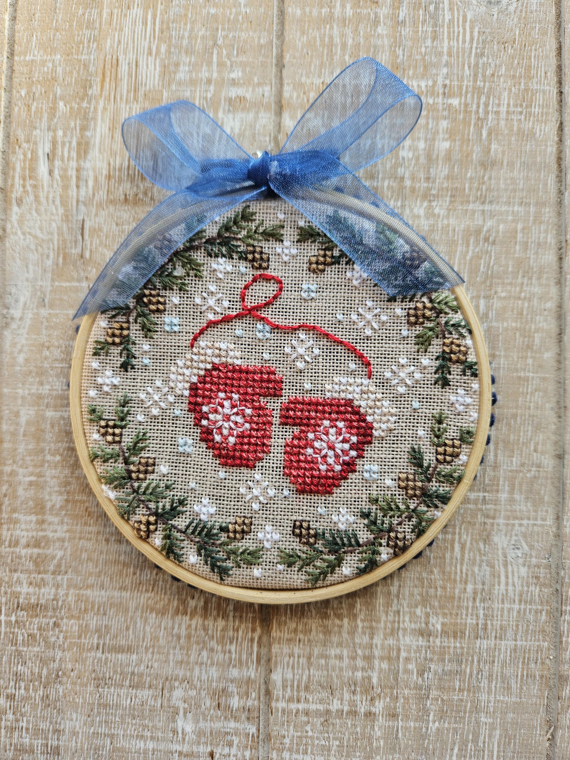 WINTER Mini Rounds; Digital Cross Stitch Pattern by Waxing Moon Designs ...