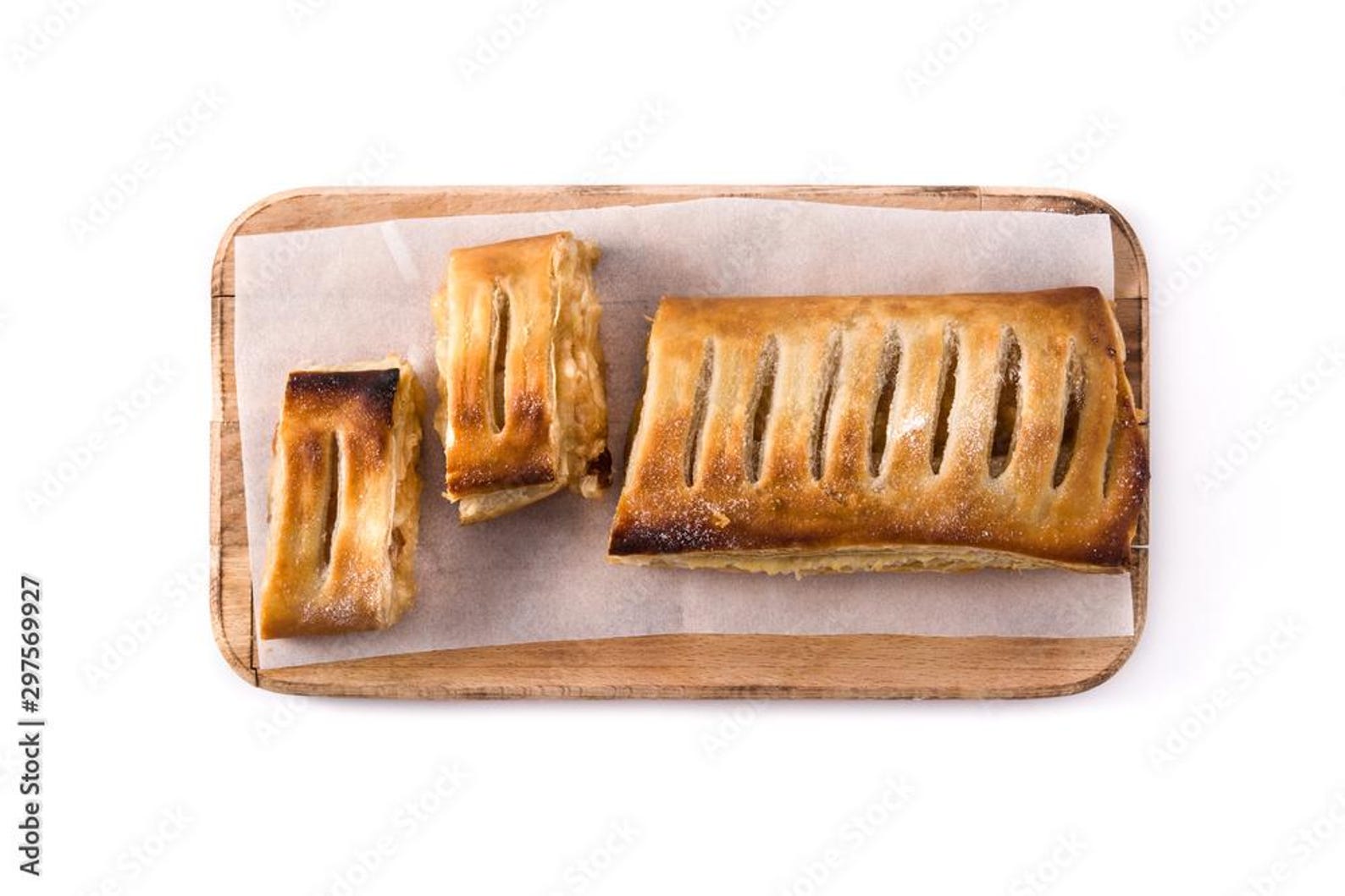 Hungarian Strudel or Almás Rétes (german, Austrian Pastry Dessert ...