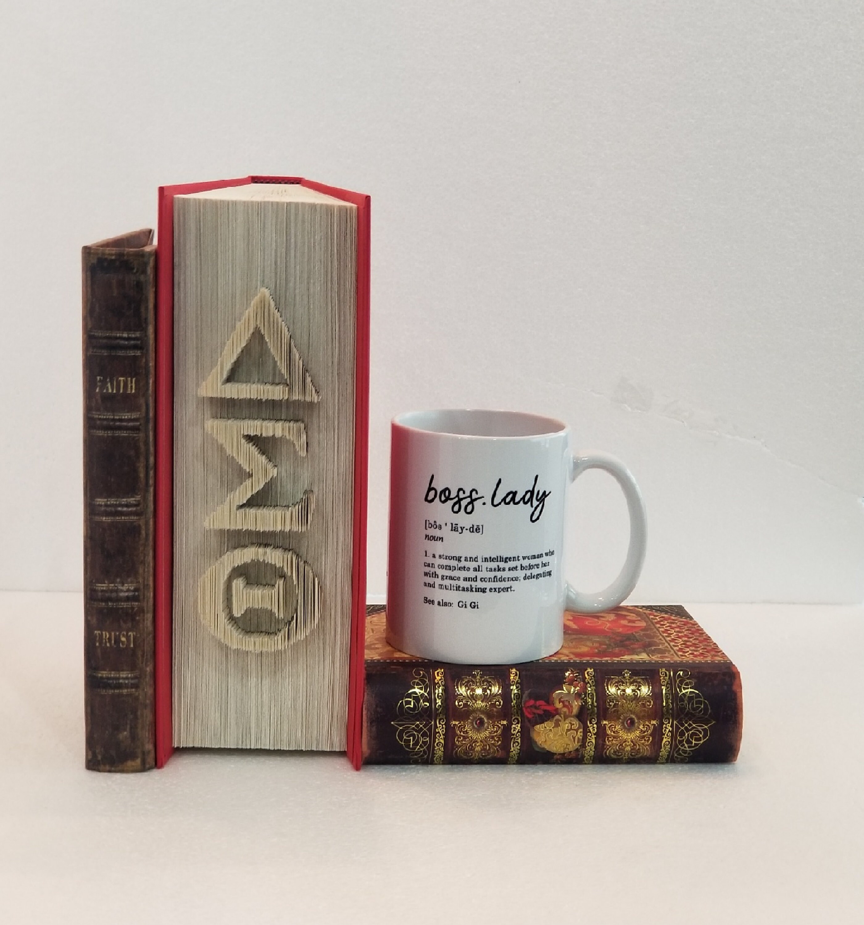 Delta Sigma Theta Greek Letter Vertical Sculptured Book Art - Etsy