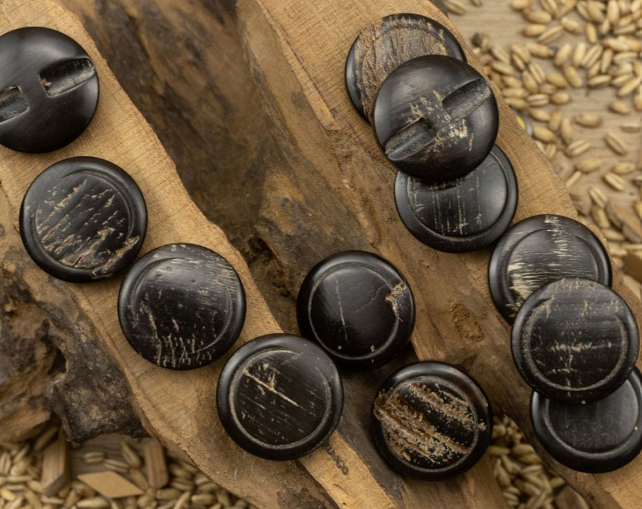 Real Horn Buttons, Old Looking and Dome Desgin, 15mm, 20mm or 25mm ...