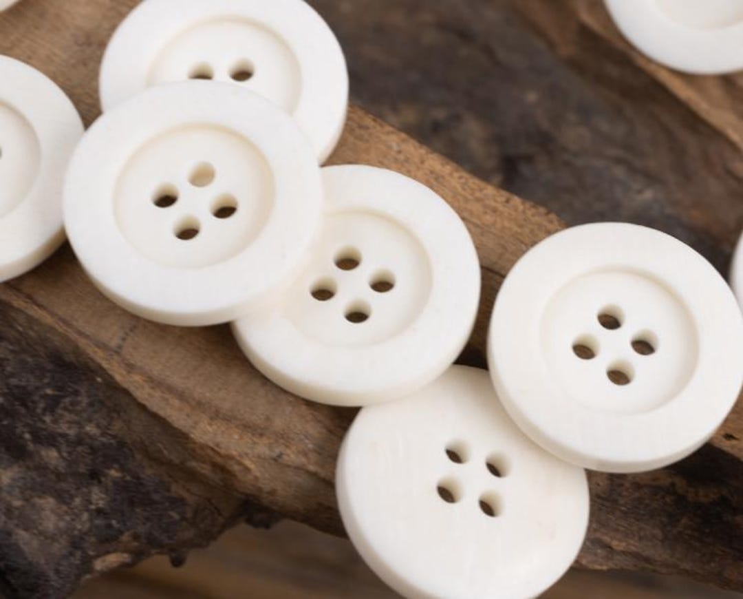 Off White Buttons, Natural Buffalo Bone, Wide Rim, 4 Holes, 15mm, 20mm ...