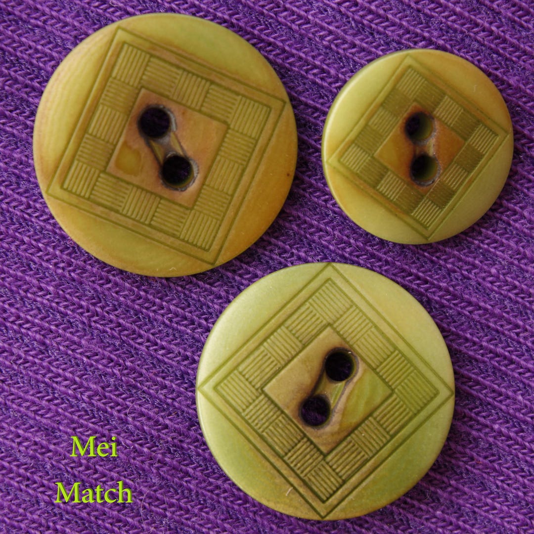 Olive Green Buttons, Natural Corozo, Brown Checkered Pattern, 15mm, 17 ...