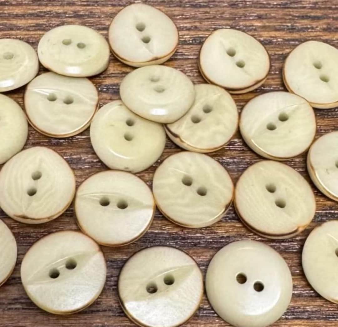 Corozo Buttons, Burnt Rim Beige With Grey Tint, 15mm or 20mm, Pack of ...