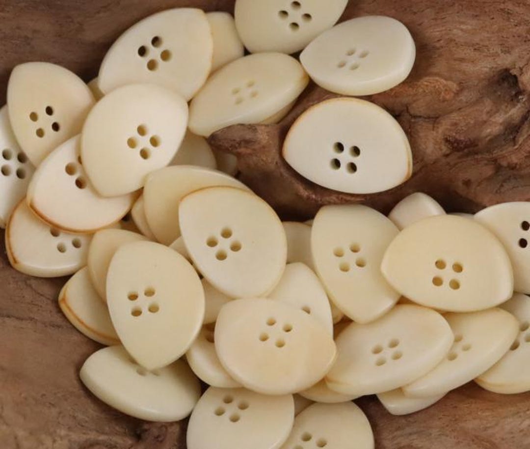 Burnt Edge Almond Corozo Buttons, 14x10mm or 19x14mm, Oval Shape , Pack ...