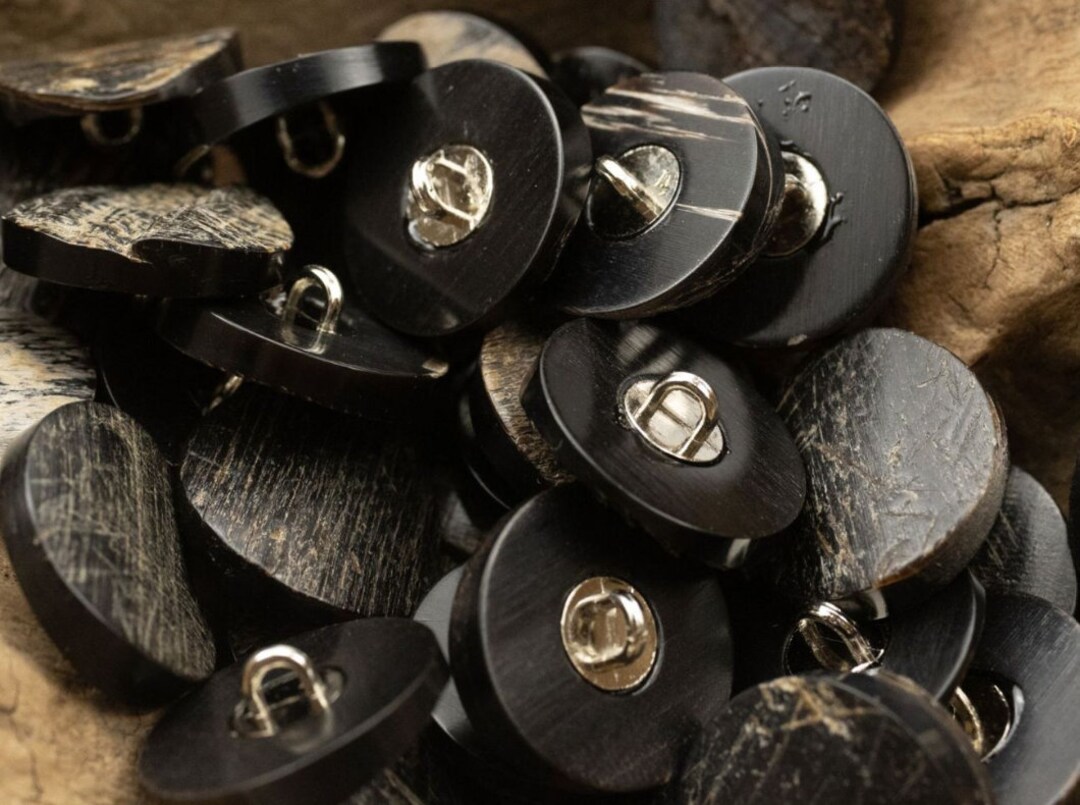 Round Buffalo Horn Buttons, Metal Shank Back, 15mm to 28mm, Pack of ...