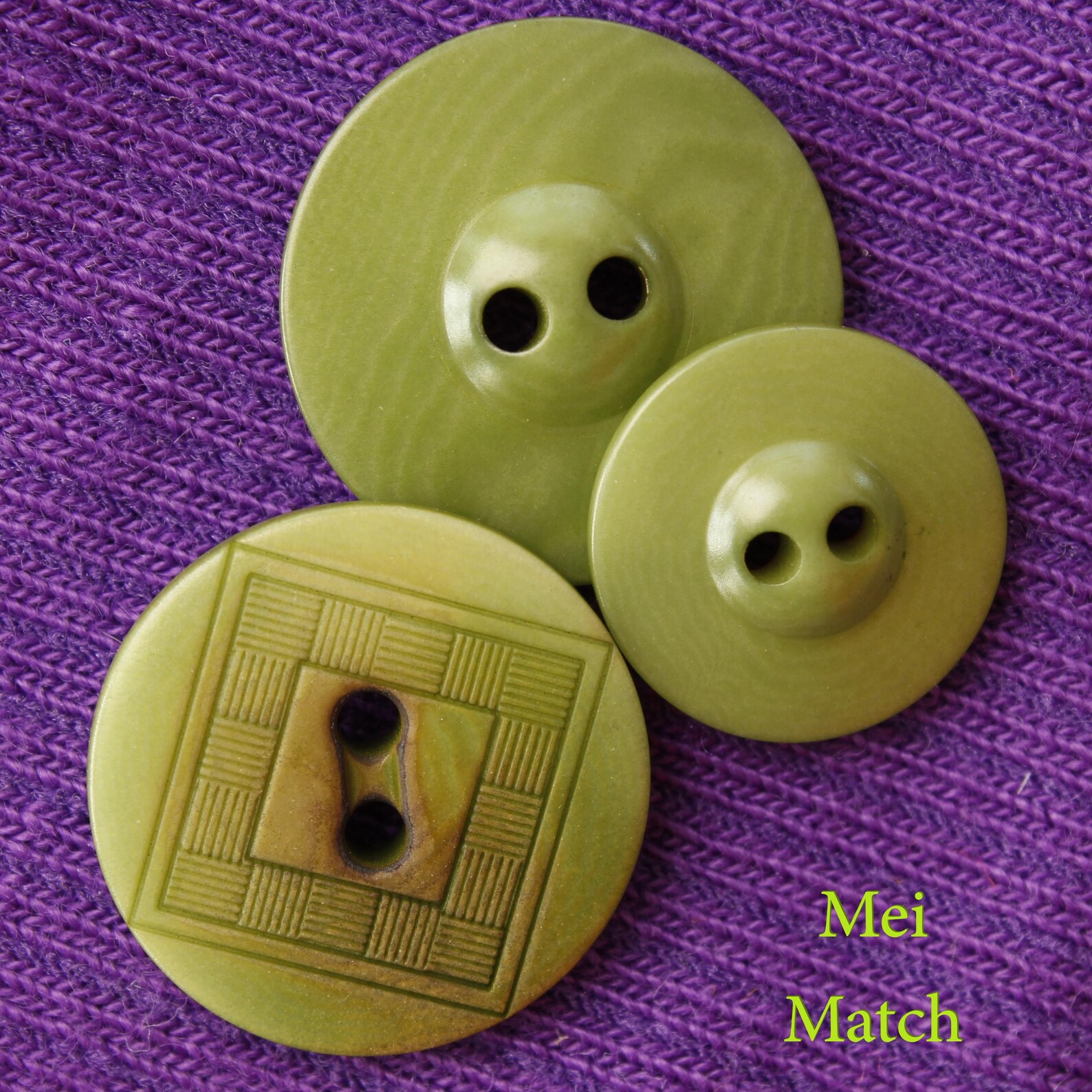 Olive Green Buttons, Natural Corozo, Brown Checkered Pattern, 15mm, 17 ...