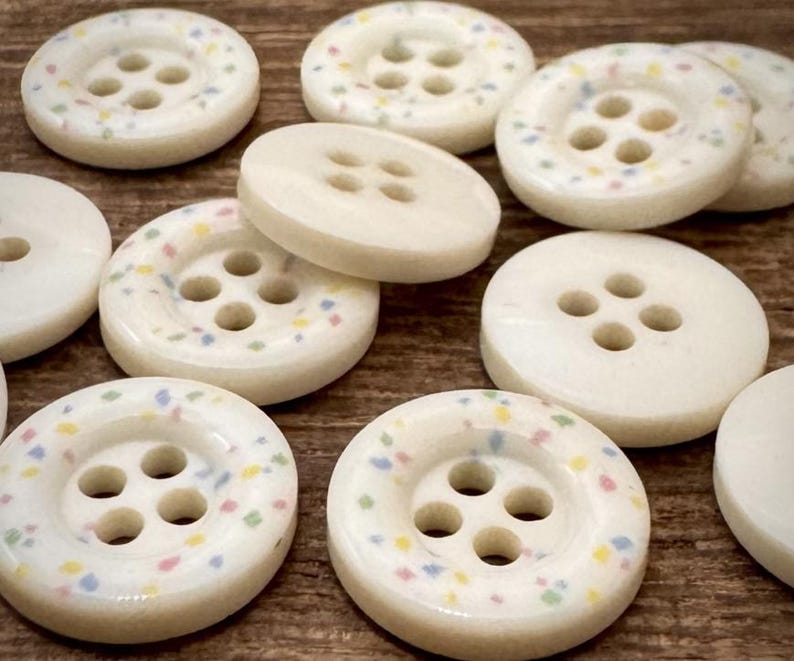 Confetti Speckled White Buttons, Plastic, 4 Holes, 11.5mm, 15mm, 18mm ...