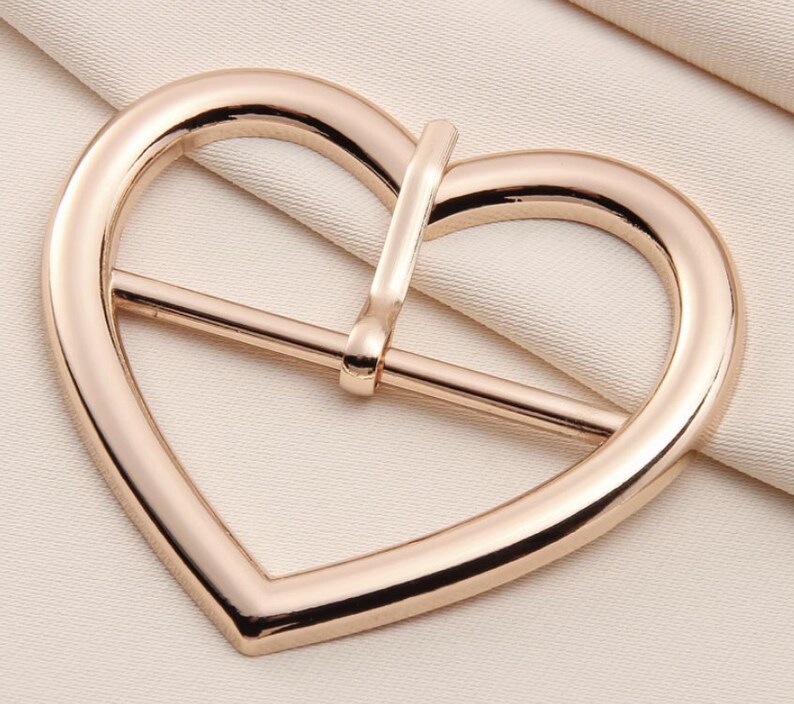 Metal Heart Shaped Buckles in Gold Tone or Silver Tone, Fits 35mm/40mm ...