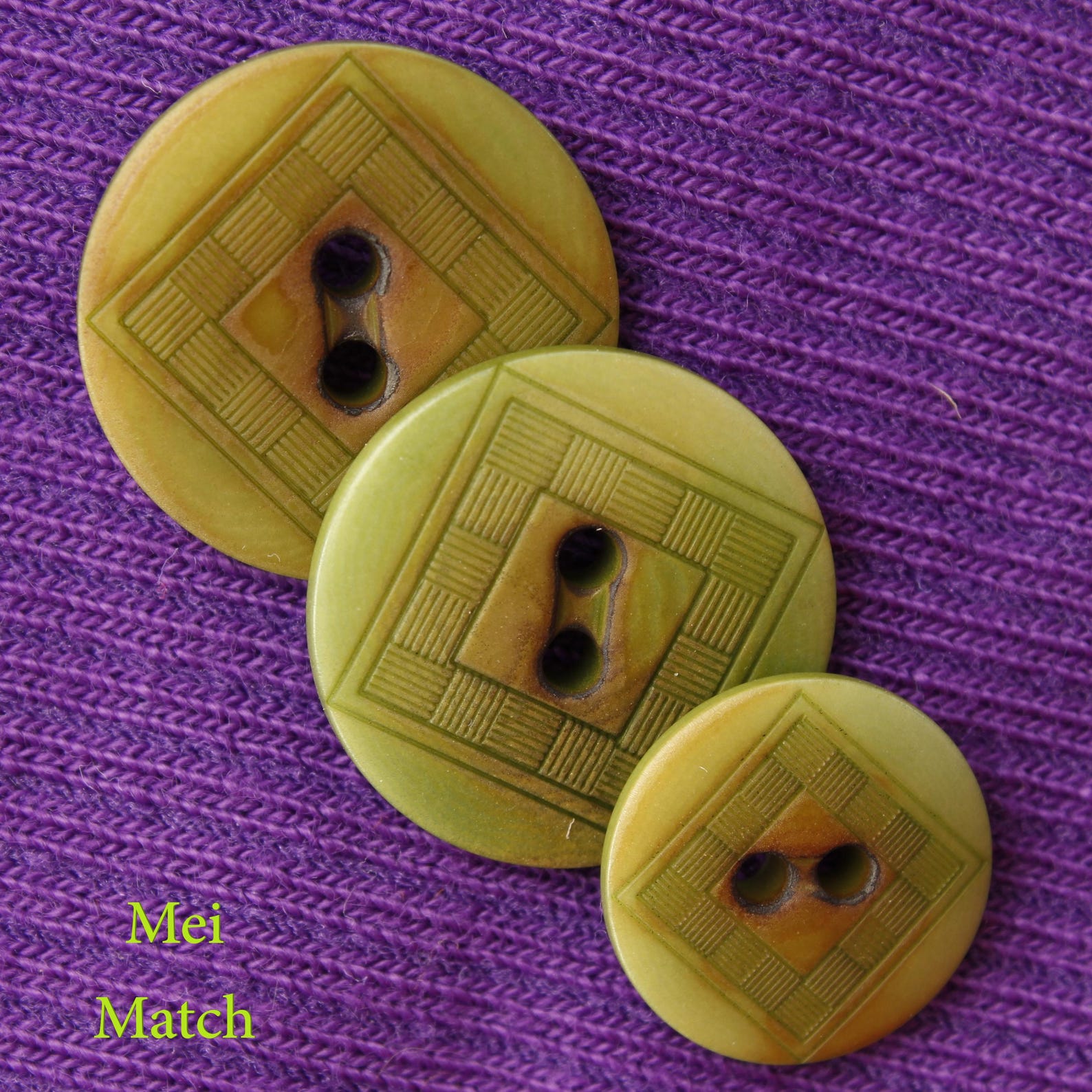 Olive Green Buttons, Natural Corozo, Brown Checkered Pattern, 15mm, 17 ...