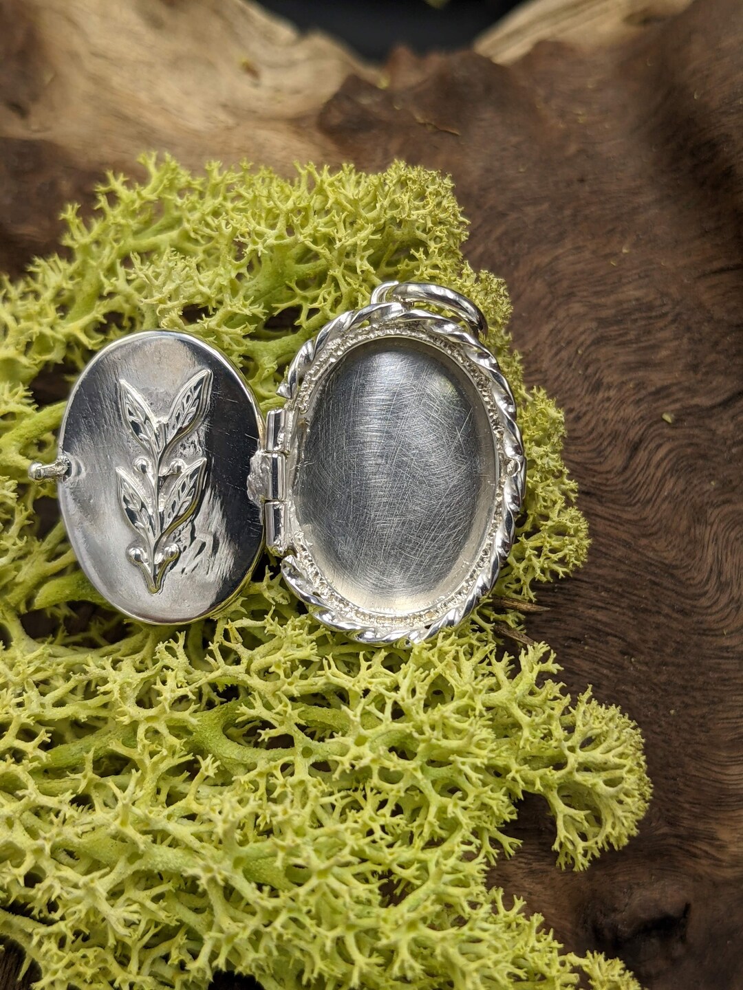 Handmade Moss agate locket Silver handcrafted locket picture - Etsy.de