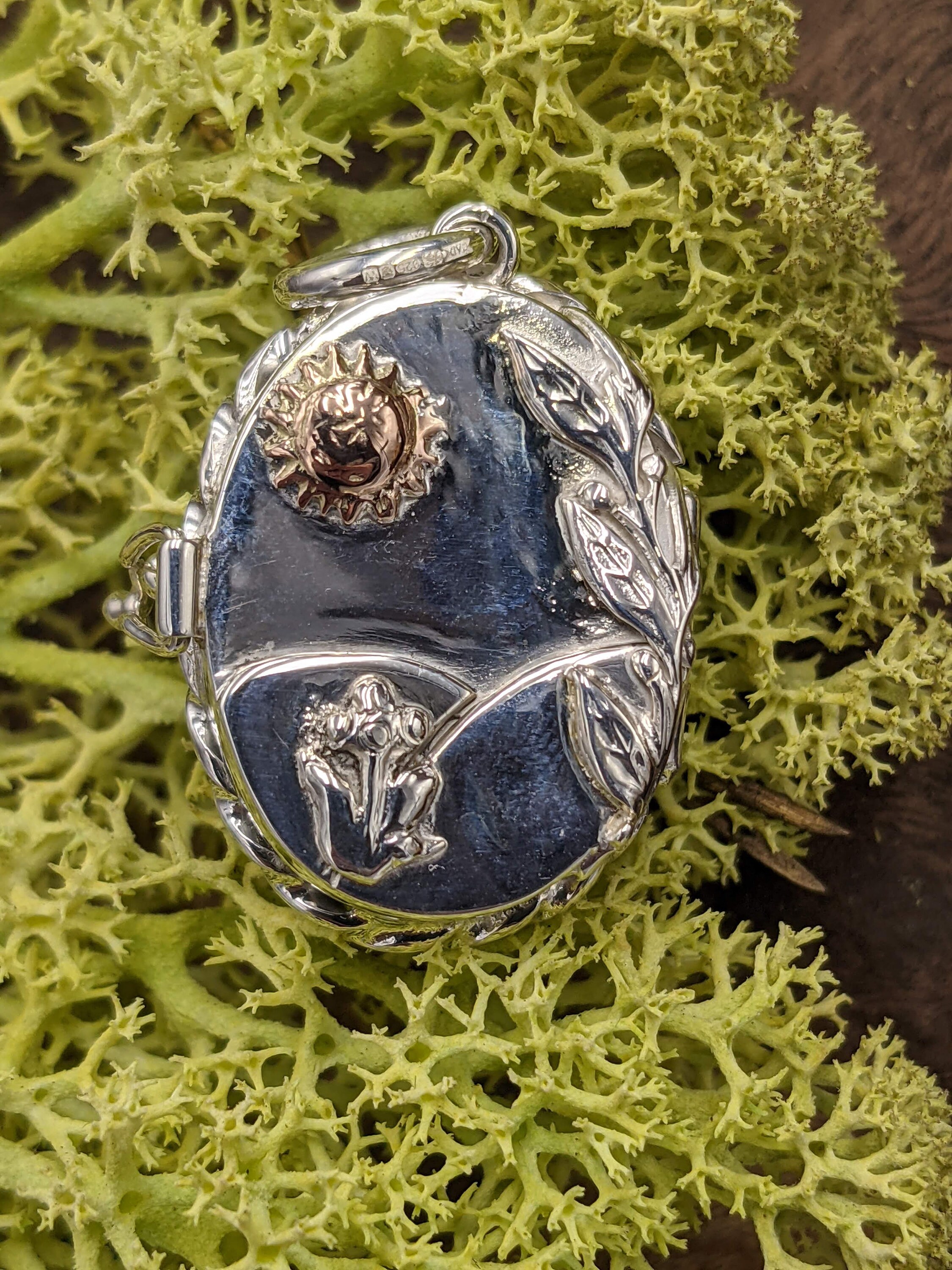 Handmade Moss agate locket Silver handcrafted locket picture - Etsy.de