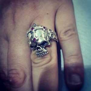 Skull Cross Ring - Etsy