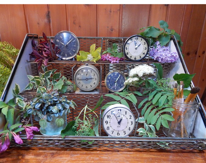 Vintage Metal Shelf Store Display Countertop Vintage Wire Rack Counter ...