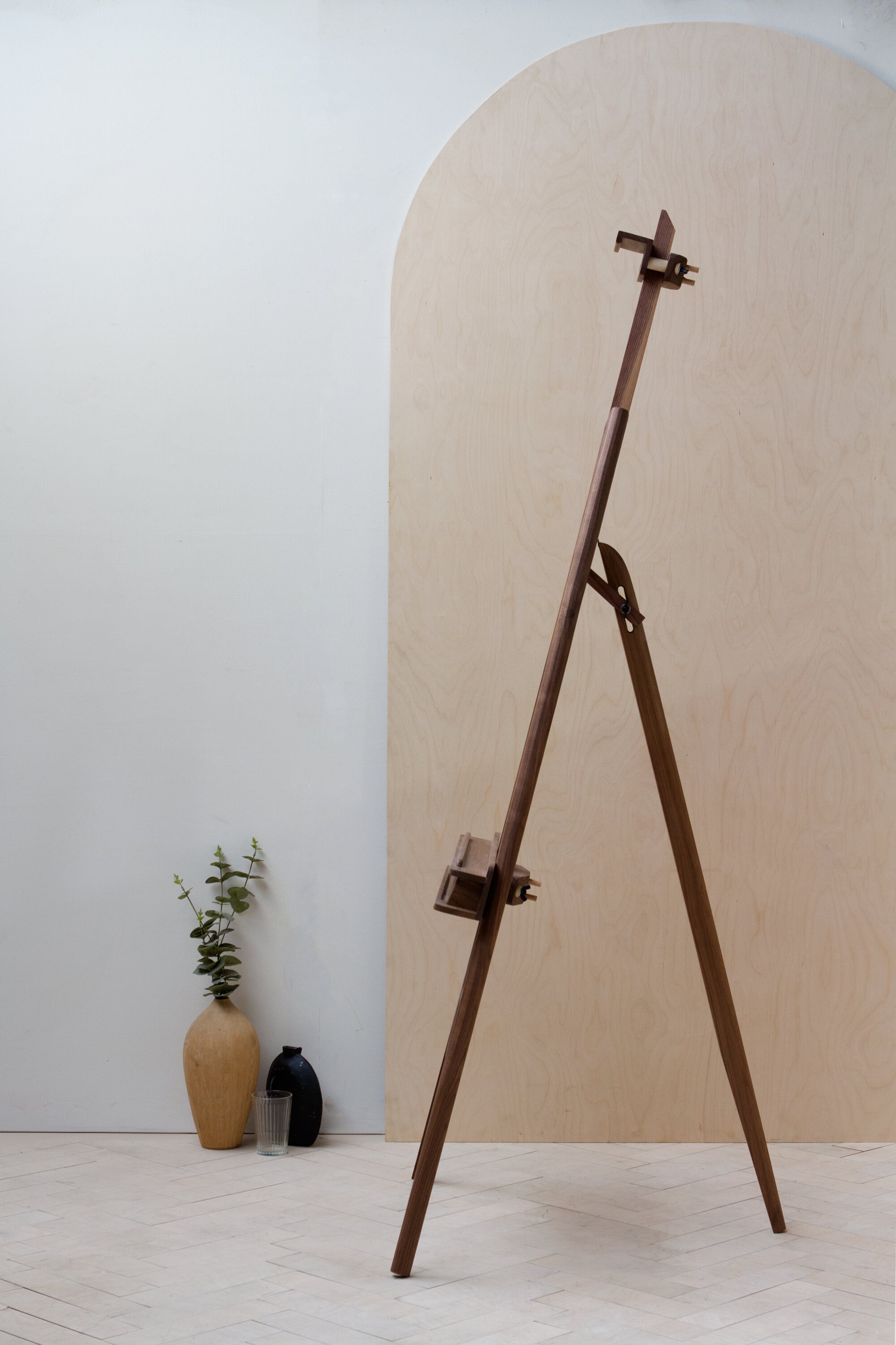 Konk 'namdjou' Easel Mirror Solid Walnut Mid | Etsy