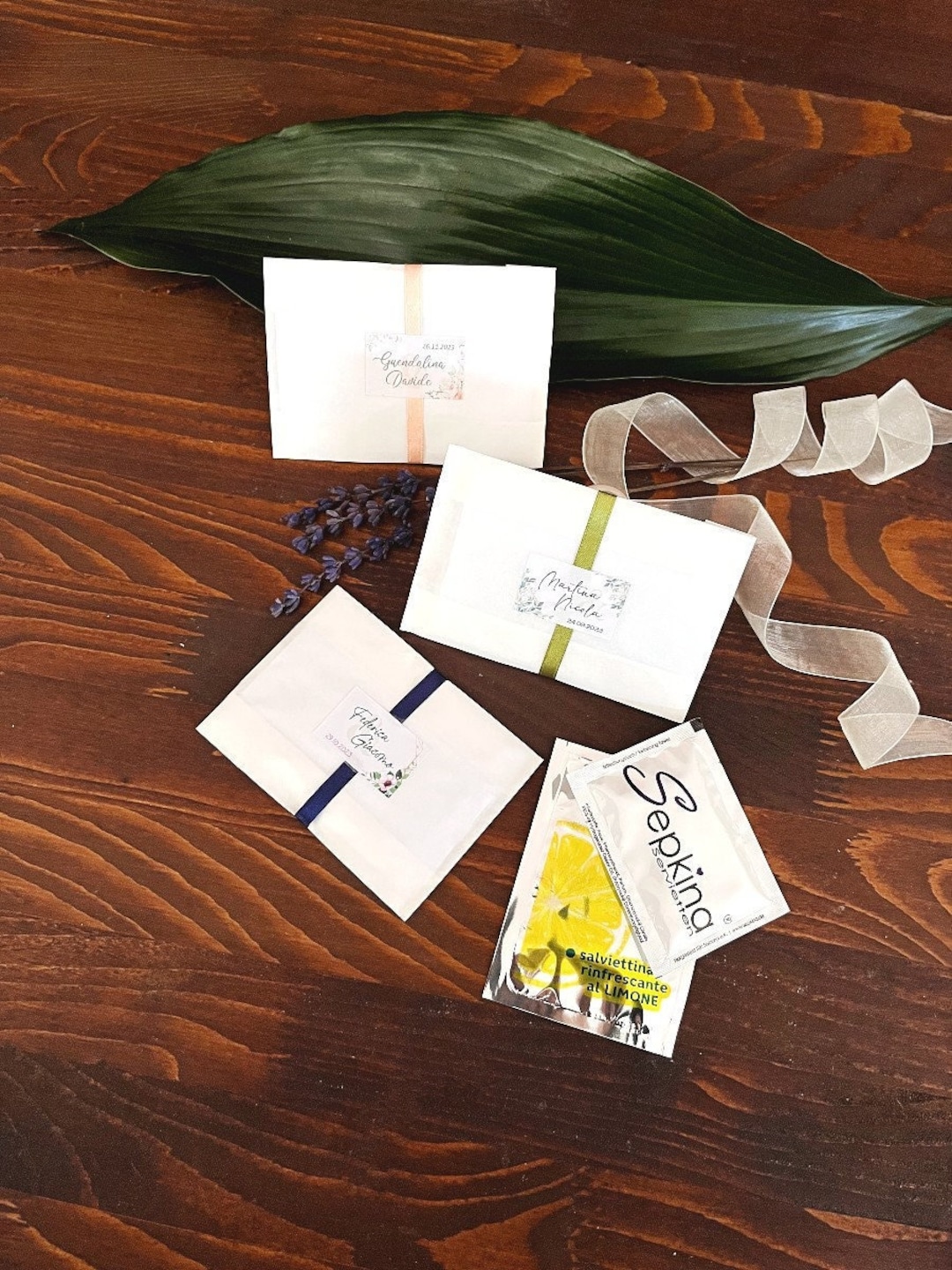 Scented Refreshing Wipe, Wet Wipes for Ceremonies, Moist Towelettes ...