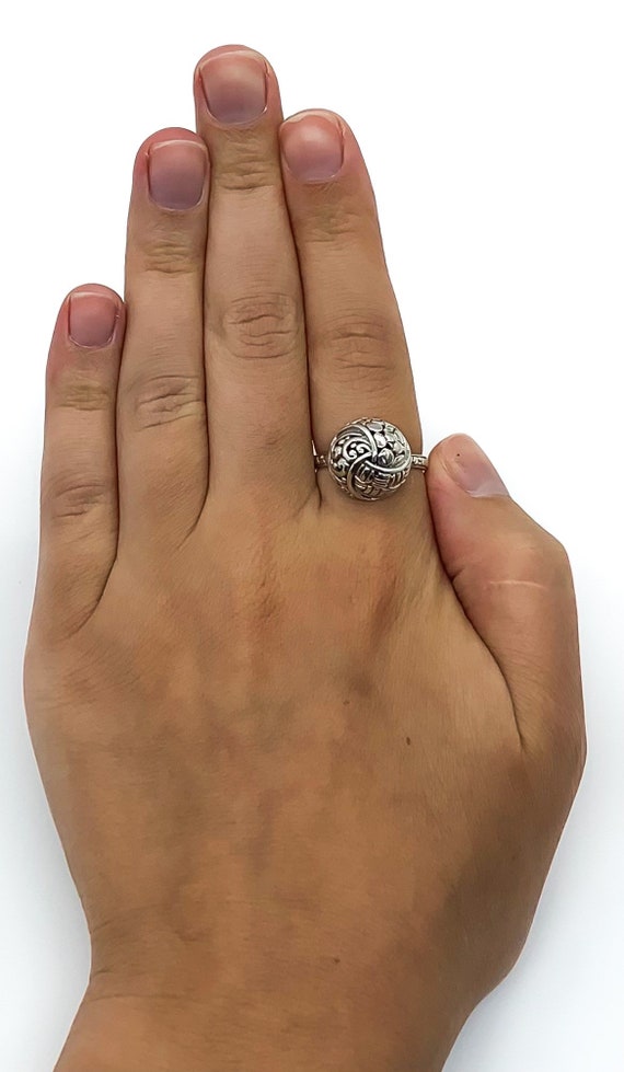 Vintage Sarda Sterling Silver Scroll Dome Ring Size 8… - Gem