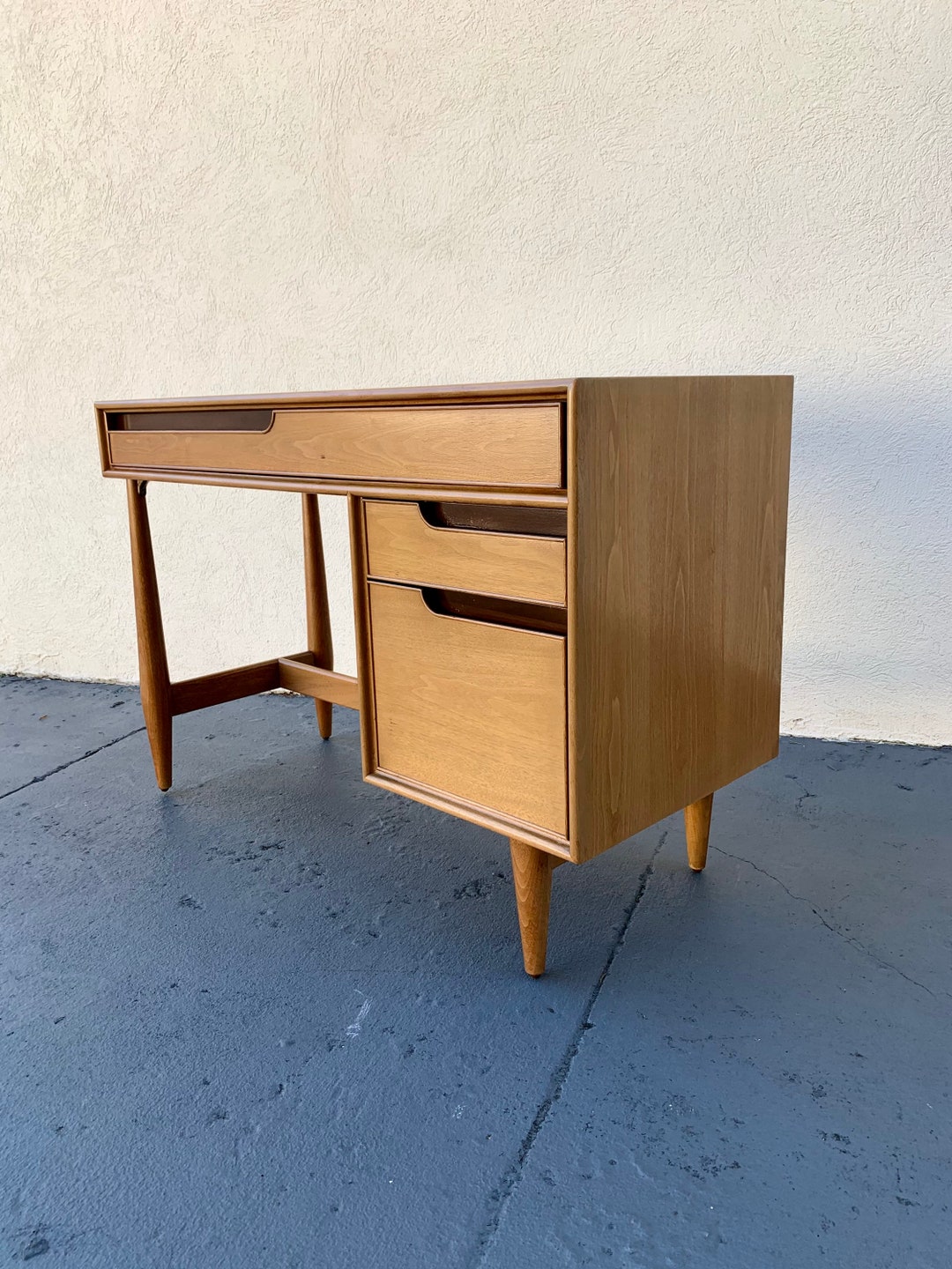 Rare Mid Century Modern Small Desk by Henredon - Etsy