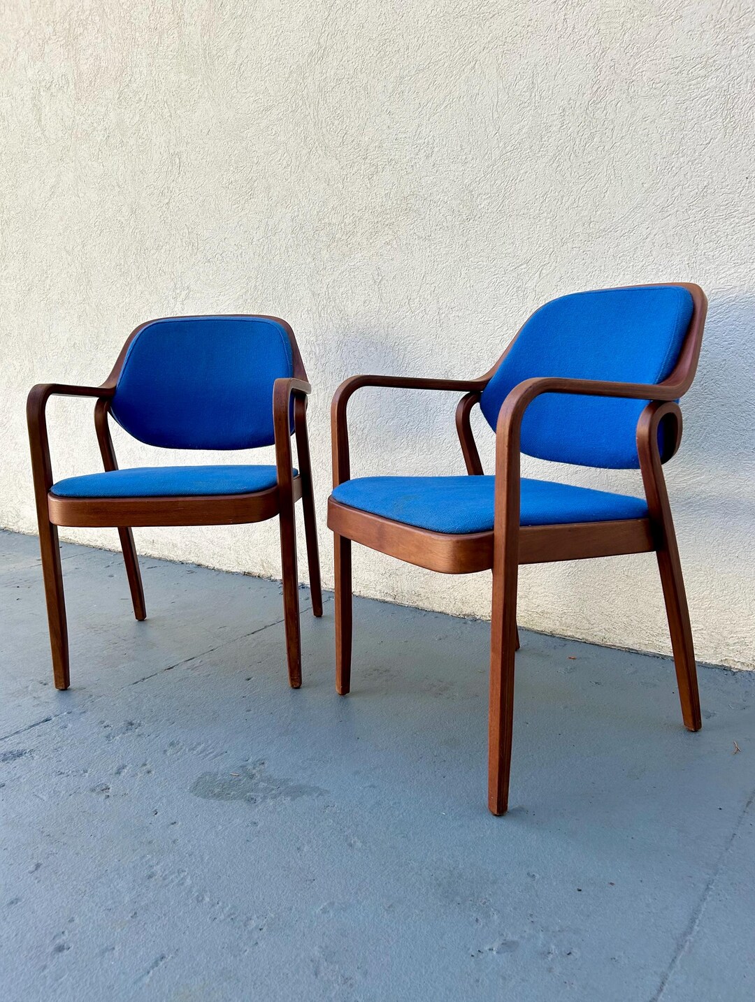 Vintage Pair of MCM Knoll Lounge Chairs (see Shipping Info in the ...