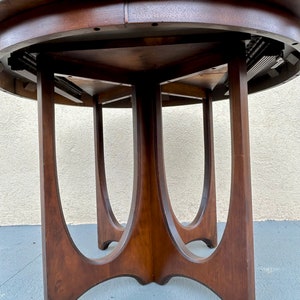 Vintage Brasilia MCM Round Dining Table by Broyhill - Etsy