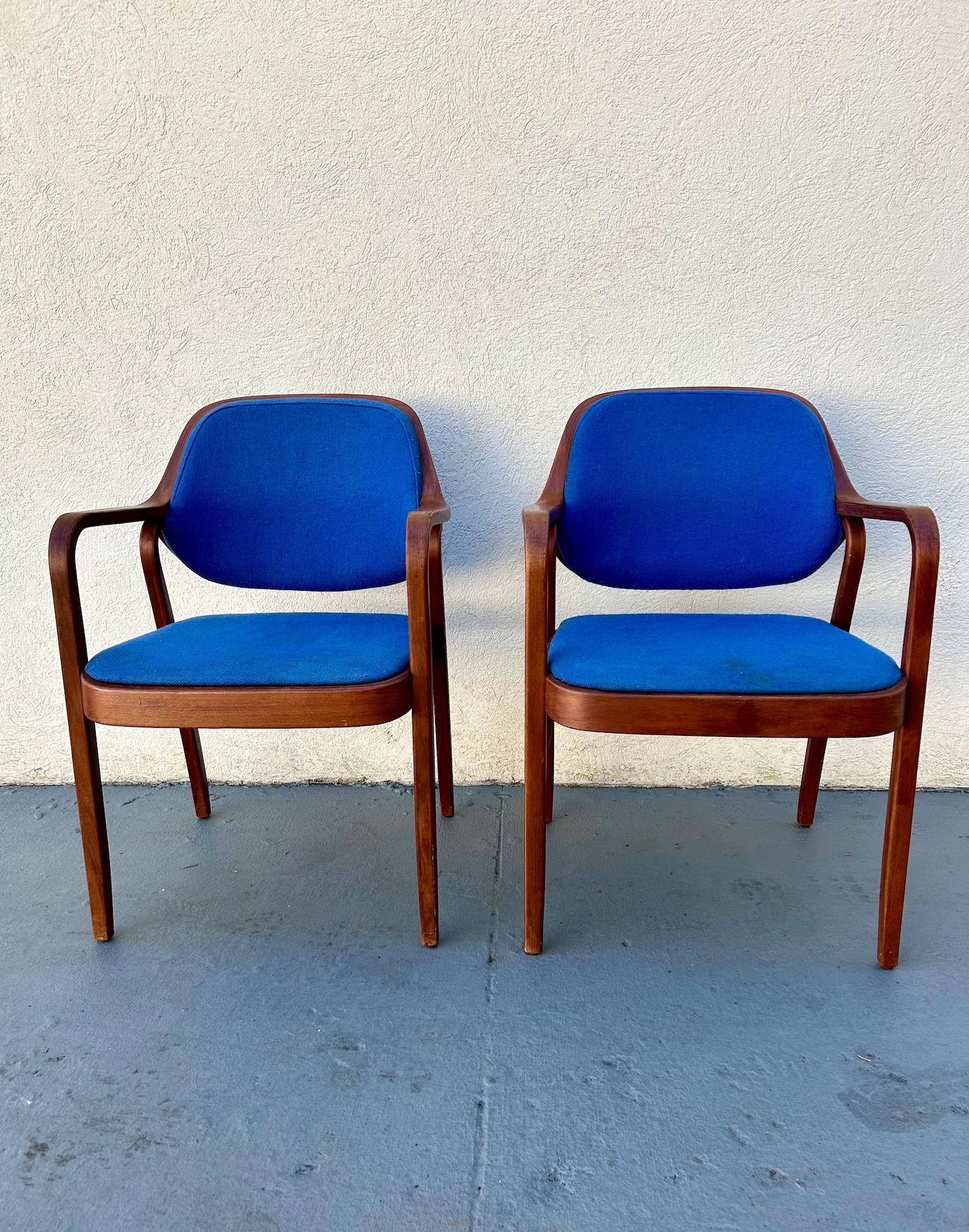 Vintage Pair of MCM Knoll Lounge Chairs (see Shipping Info in the ...