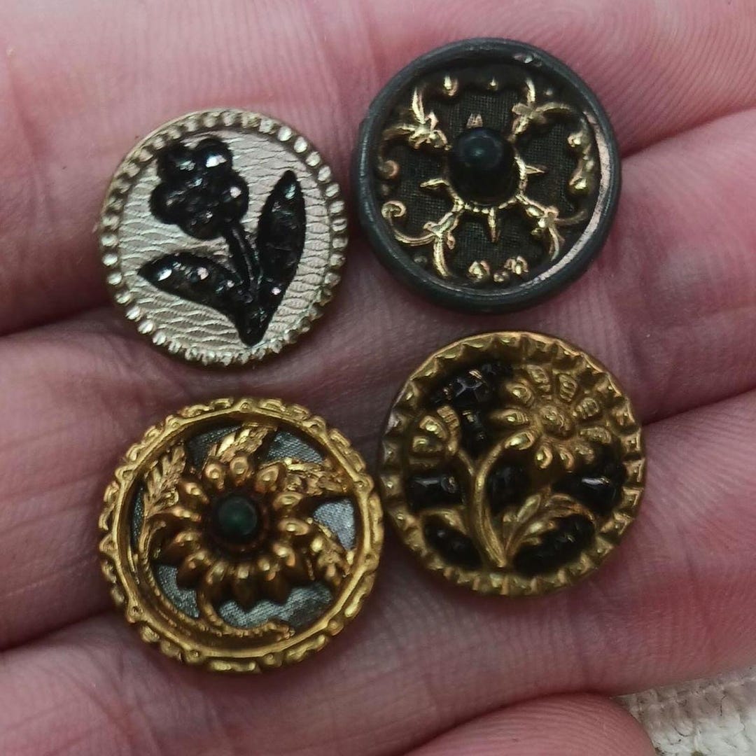 4 Small Victorian Buttons With Glass Accents Rare Antique Buttons ...