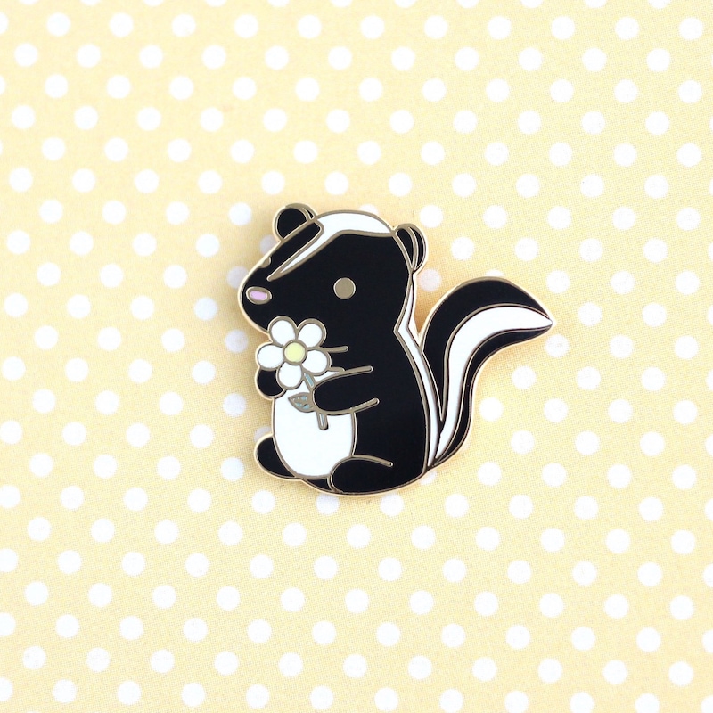 Skunk Pin - Etsy