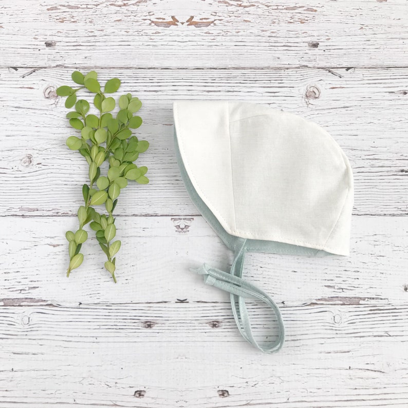 Linen bonnet // blue baby bonnet // gender neutral baby sun | Etsy